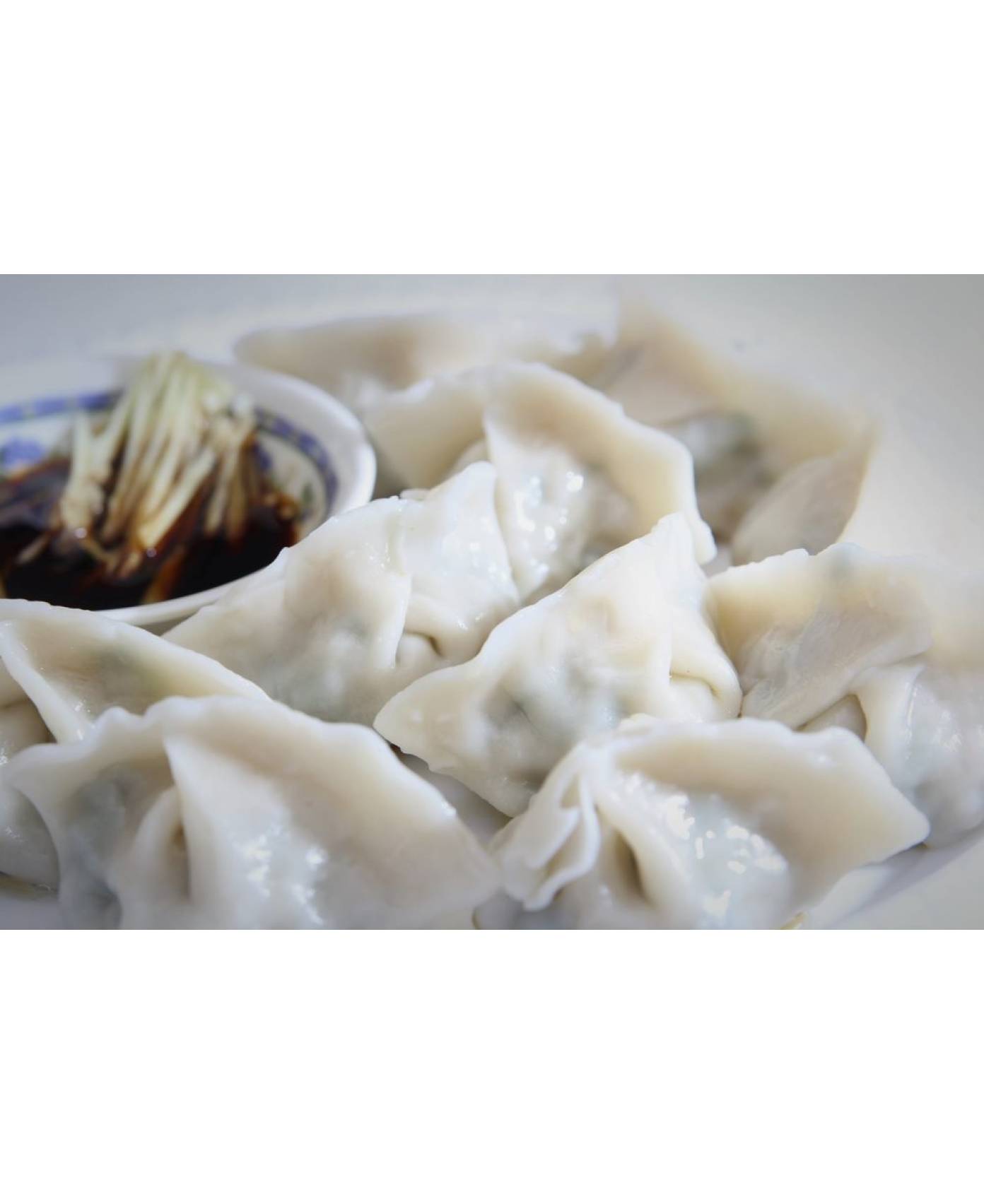 Boiled Pork & Chives Dumplings